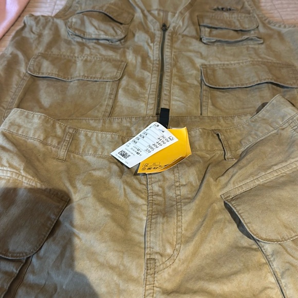 H&M | Pants & Jumpsuits | Tan Utility Vest With Pockets Cargo Pants ...